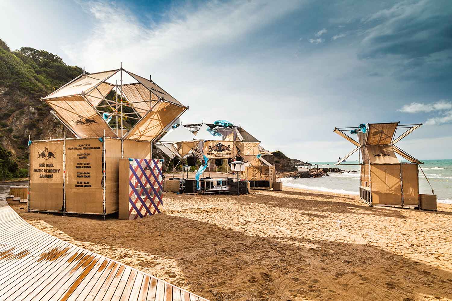 BARN arch. – Architecture, Art & Installations in Urban Life